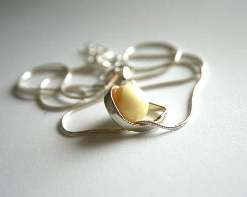 Giallo Ambra - La tua collezione esclusiva di gioielli in ambra : (Trieste)